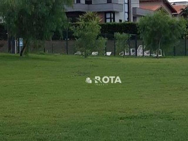 Sobrado alto padrão com 4 dormitórios + piscina