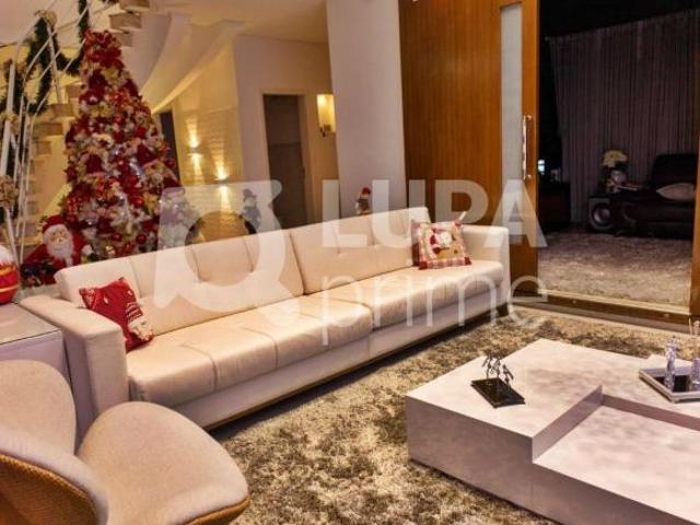 SOBRADO ALTO PADRÃO COM 4 QUARTOS PARA VENDA, TREMEMBÉ, SÃO PAULO