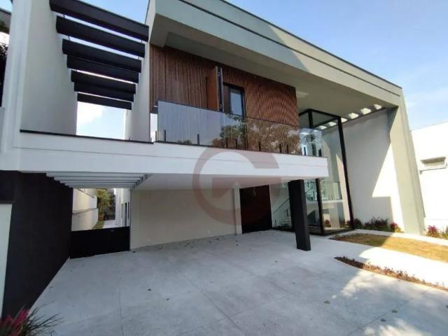 Sobrado Alto Padrão com 5 suítes à venda, 377 m² por R$ 4.650.000 842 m² de terreno Projeto Mori