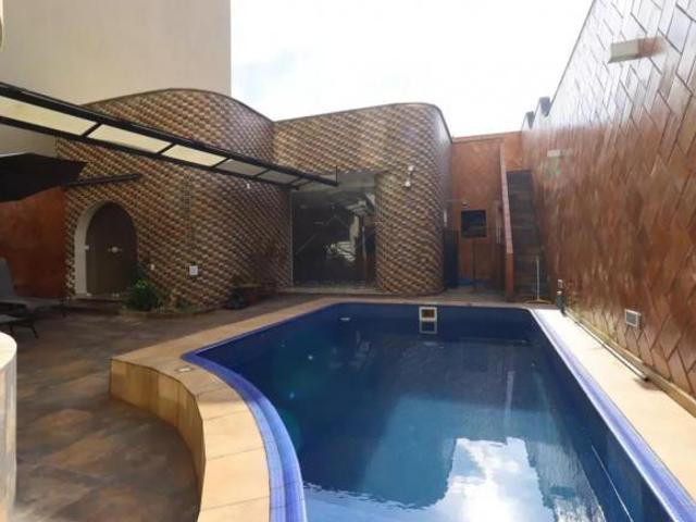 Sobrado alto padrão com 04 suítes à venda, 530m² no bairro Vila Assunção Santo André/SP