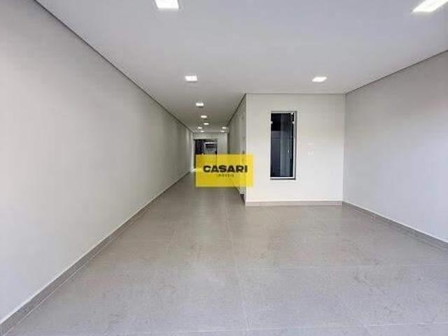 Sobrado Alto Padrão com 263 m², 3 Suítes e Garagem para 6 Autos em Bairro Valorizado de São Bernardo