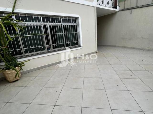 Sobrado Alto Padrão com 3 Dormitórios, 1 Suíte, 6 Vagas, Quintal Amplo e Espaço Multifuncional – Cid