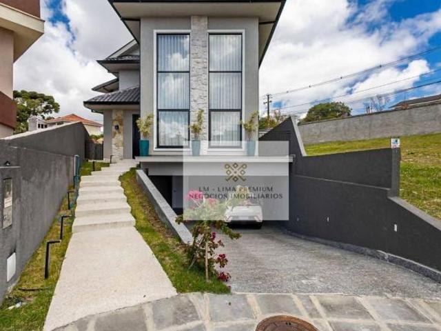 Sobrado Alto Padrão com 3 Suítes e Espaço Gourmet | Santa Cândida