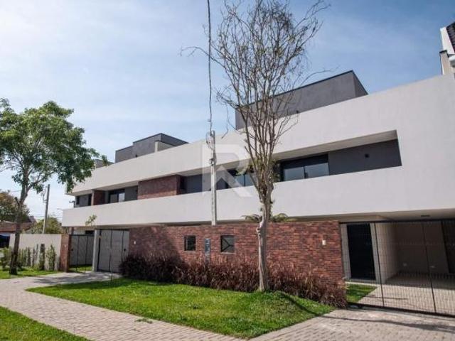 Sobrado Alto Padrão com Terraço, 3 quartos 2 Vagas à venda, 147 m² – Santa Felicidade – Curitiba/PR