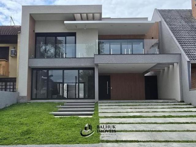 Sobrado alto padrão com piscina Atami