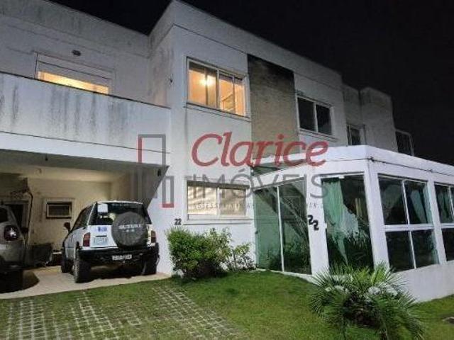 Sobrado alto padrão em Condomínio Fechado em São José dos Pinhais, Casa alto padrão a venda em São J