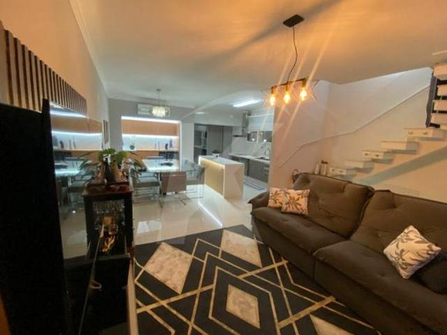 Sobrado ALTO PADRÃO Jd. São Paulo 200m² 3 Suítes, 3 Vagas, Área Gourmet Cond. fechado!