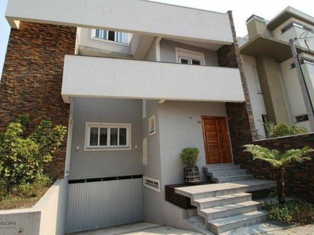 Sobrado Alto Padrão para Venda em Pinheirinho Curitiba PR