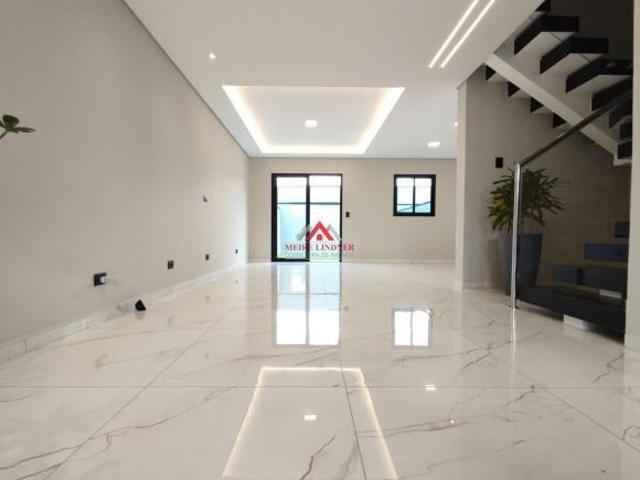 Sobrado Alto Padrão 03 Dormitórios e 1 suíte com 180m² Afonso Pena São José dos Pinhais