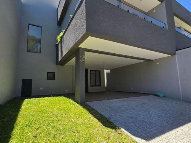Sobrado Alto Padrão – 03 Suítes | 229 m² Construídos