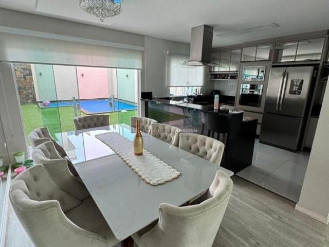 Sobrado Alto Padrão – 244 m² | Completo e Pronto p