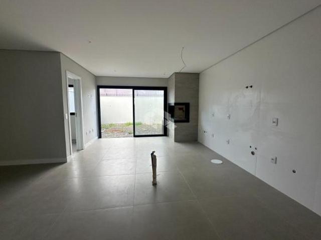 Sobrado alto padrão, 3 suíte, 151 m² construído, 2 vagas de carro, bairro Igara Canoas