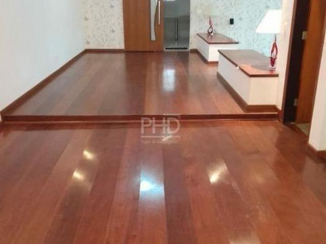 Sobrado Alto Padrão 3 Suítes, Varanda, Jardim e 4 Vagas – Santo André