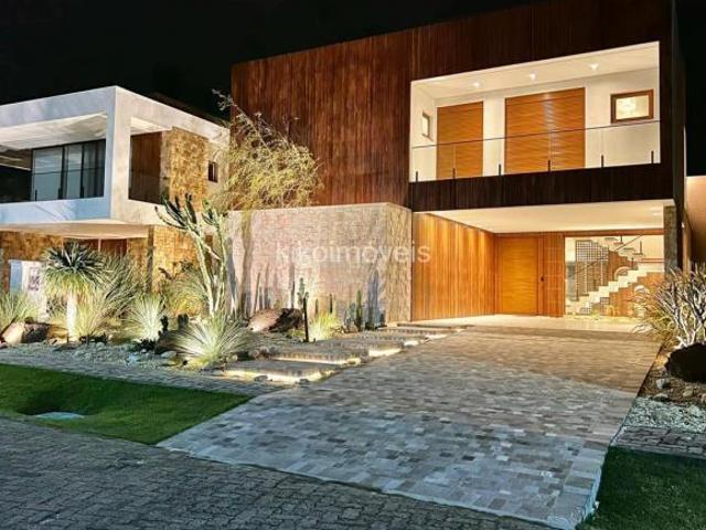SOBRADO ALTO PADRÃO