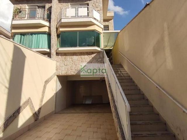 Sobrado Alto Padrão com 3 dormiorios, 4 vagas a venda no bairro Vila Mangalot