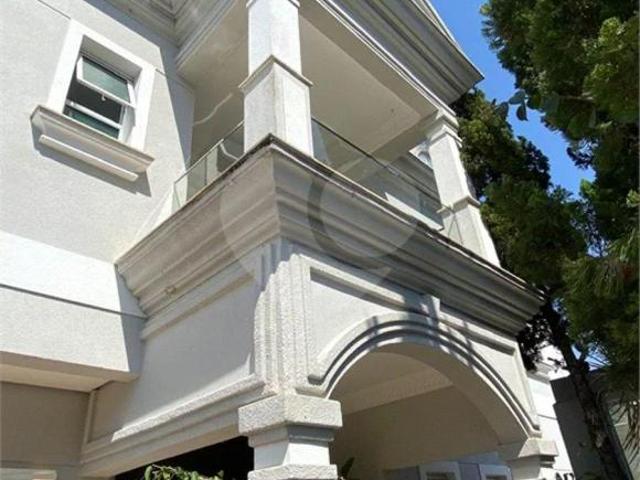 SOBRADO ALTO PADRAO PORTEIRA FECHADA HORTO FLORESTAL