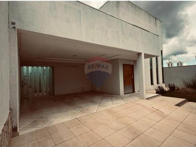 Sobrado Alugar, 4 Dormitórios localizado em Anápolis City, Anápolis, Goiás, 75094010 | Brasil