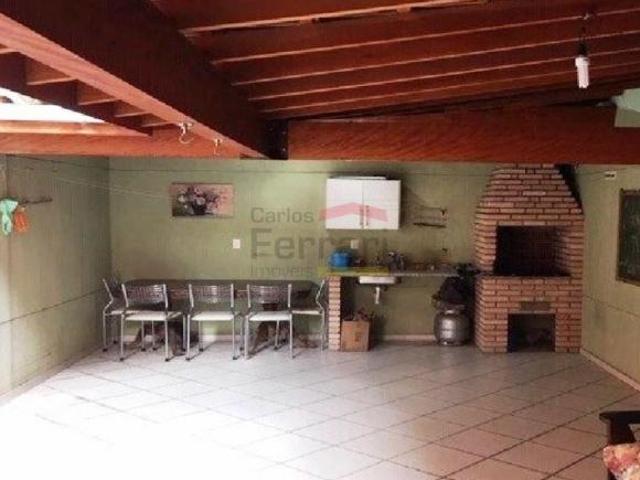 SOBRADO AMPLO NA PARADA INGLESA COM 3 SUÍTES, SACADA E QUINTAL