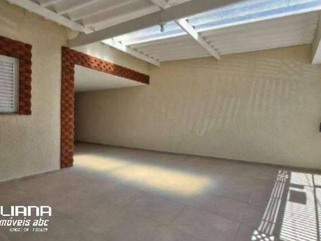 Sobrado amplo no Bairro Cerâmica