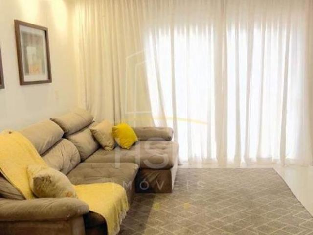 Sobrado Amplo no Jardim Las Vegas | Suíte, Espaço Gourmet e 4 Vagas em Santo André
