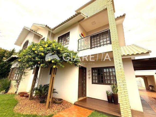Sobrado amplo à venda em excelente localização, JARDIM PORTO ALEGRE, TOLEDO PR