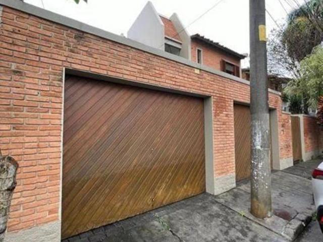 Sobrado amplo a venda no Butantã