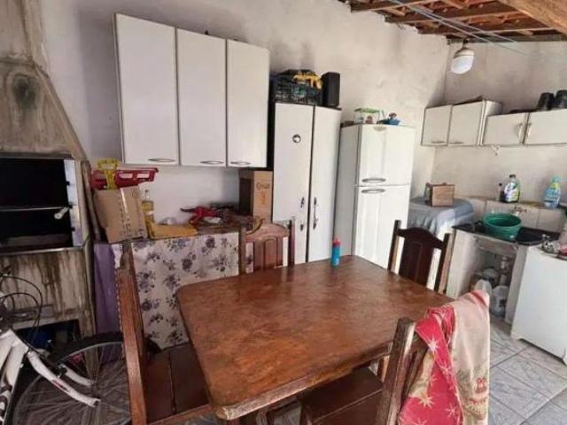 Sobrado Amplo com 4 Dormitórios e Área Gourmet na Zona Leste
