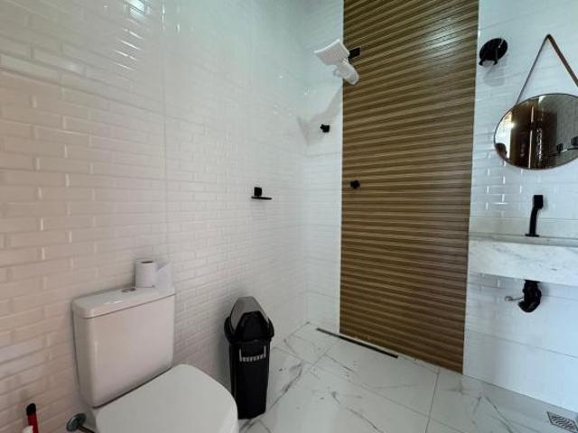 Sobrado amplo com 4 quartos, sendo1 suíte, piscina e área gourmet Indaiá, Bertioga/SP