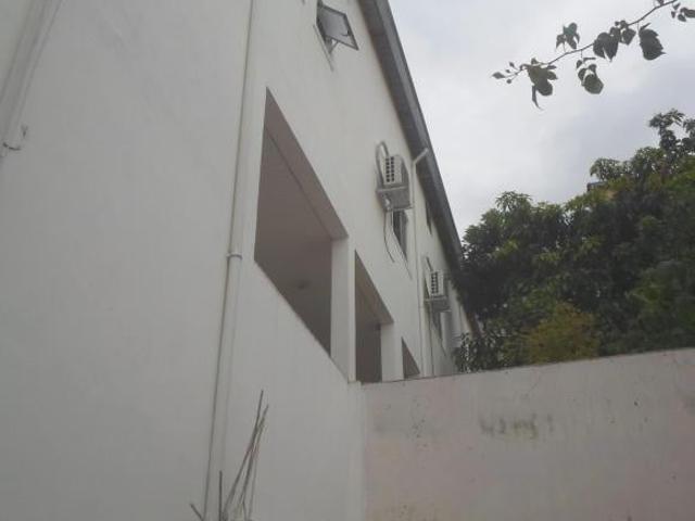 Sobrado Amplo com 4 Suítes no Jardim City