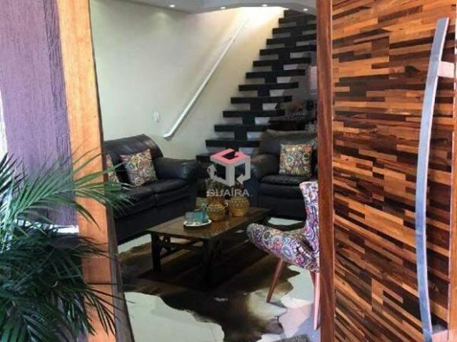 Sobrado amplo com 300m² localizado na Vila Marina em Santo André/SP