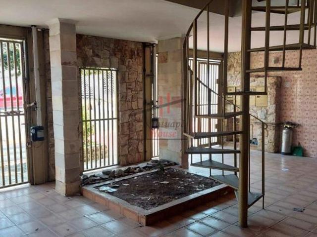Sobrado amplo com 330 m² na Vila Carrão