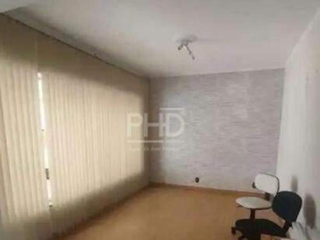 Sobrado Amplo com 3 Quartos e 3 Vagas em Excelente Localização na Vila Alzira, Santo André/SP