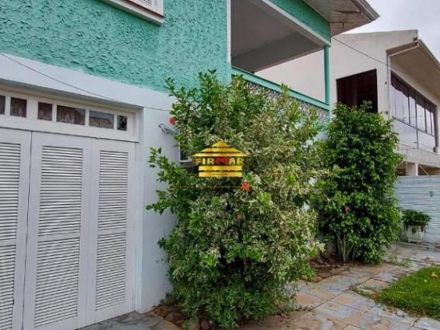 Sobrado amplo com piscina Bairro Scharlau