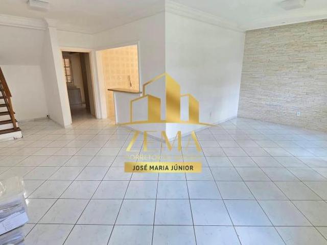 Sobrado Amplo, Condominio c/ Piscina,Vila Oliveira, 220m2, 04 Sts, 04 vgs