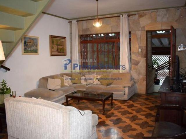 Sobrado Amplo de 170m² com Quintal e Edícula ? Oportunidade Única!