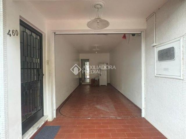 Sobrado Amplo e Funcional Perfeito para Morar ou Investir!
