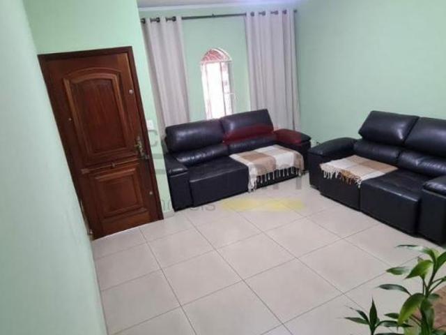 Sobrado Amplo Jd. Tremembé