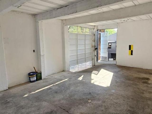 SOBRADO AMPLO PARA VENDA OU LOCAÇÃO * AGENDE SUA VISITA