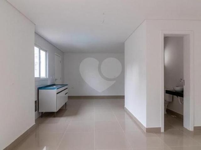 SOBRADO AMPLO 168,43M2 • 3 DORMS • SUÍTE • ÁTICO • VISTA LINDA • CAMPO COMPRIDO!