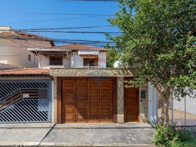 Sobrado ao lado da Hípica de Santo Amaro