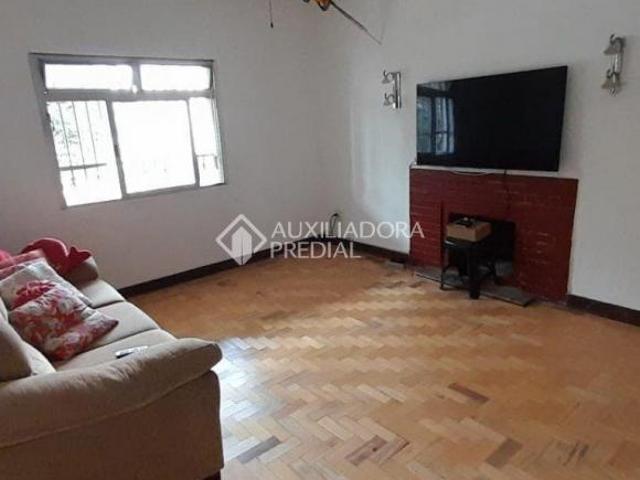 SOBRADO ÁREA TOTAL DE 579 M² CENTRO DIADEMA
