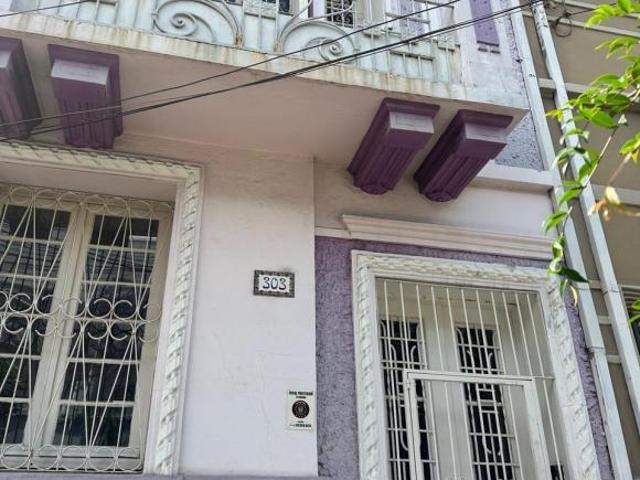 Sobrado bairro Floresta Porto Alegre/RS