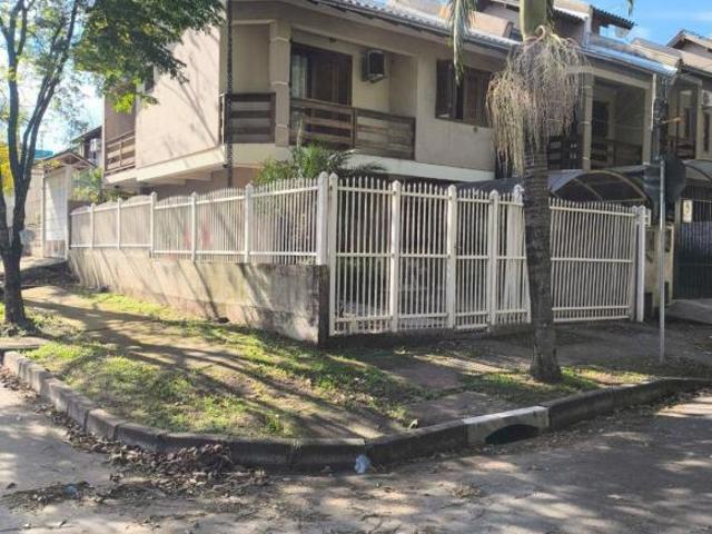 Sobrado Bairro Nobre com Móveis Planejados