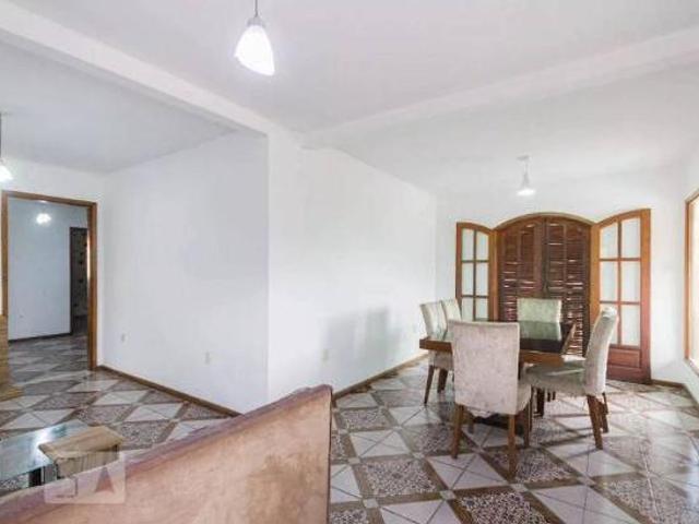 SOBRADO BOM PREÇO JANDIRA