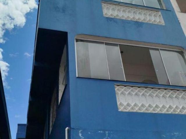 Sobrado c/280m2 testada 5m aceita permuta