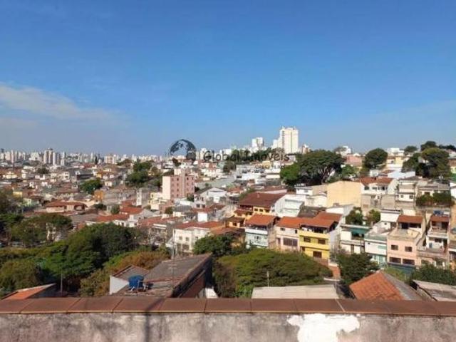 Sobrado c/ 211 m2 área construida
