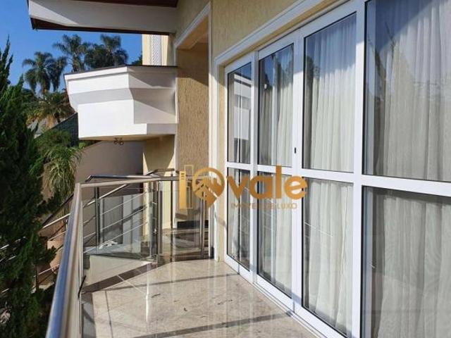 Sobrado c/ 4 dormitórios sendo 2 suítes à venda em condomínio fechado Arujá Country Club Arujá/S