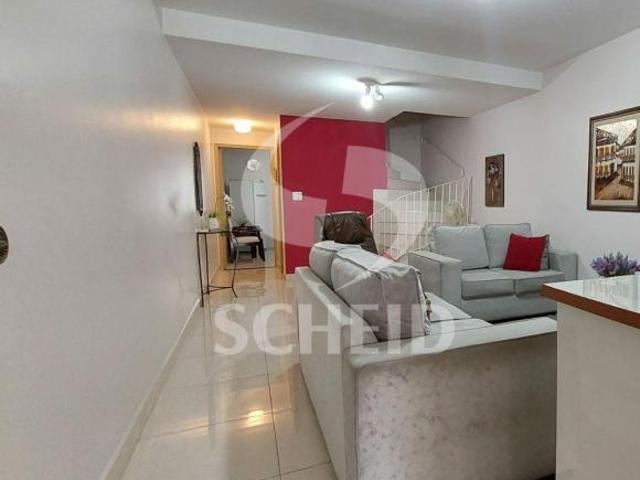 Sobrado Campo Grande 146m², 2 quartos, 2 salas, cozinha planejada, copa, edícula, 1 vaga