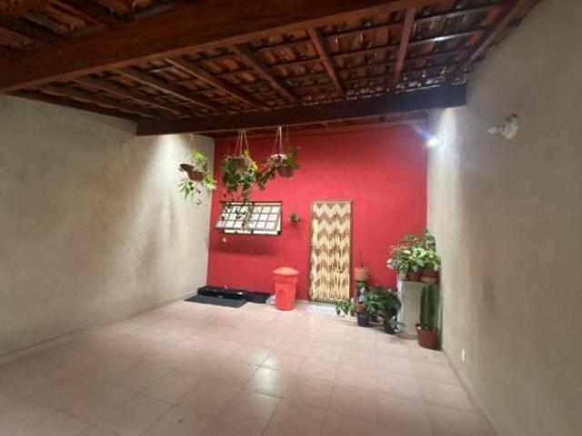 Sobrado com Suíte e Quintal na Vila Formosa | 2 Vagas | R$ 499 mil