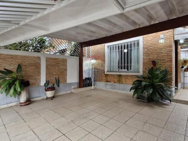 Sobrado Charmoso com 3 Quartos no Jardim Petrópolis!